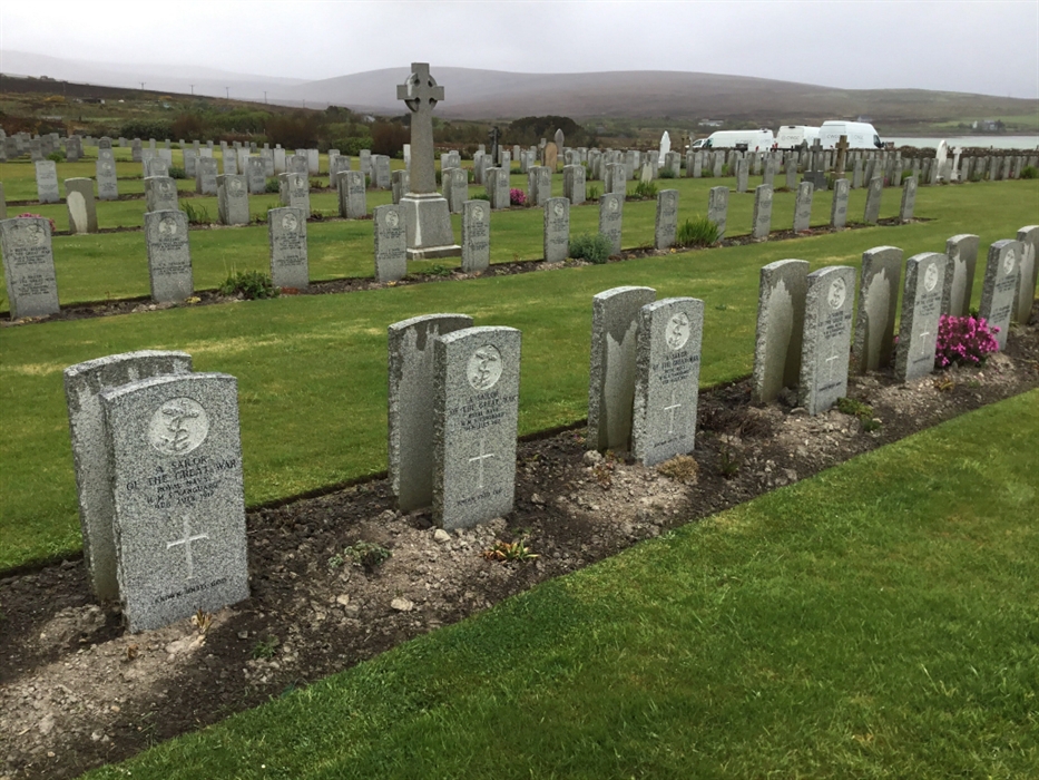 Lyness (Royal Naval) Cemetery, Stromness – Historic Sites | VisitScotland
