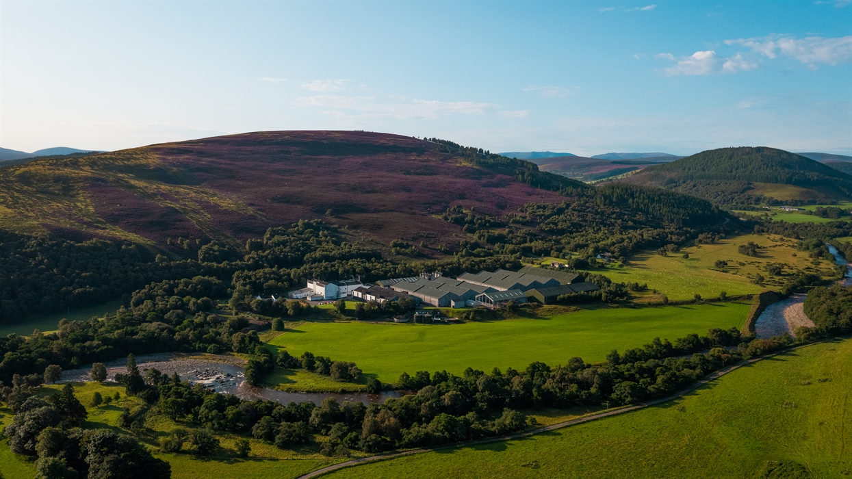 Tomintoul Distillery, Banffshire – Whisky Distilleries | VisitScotland