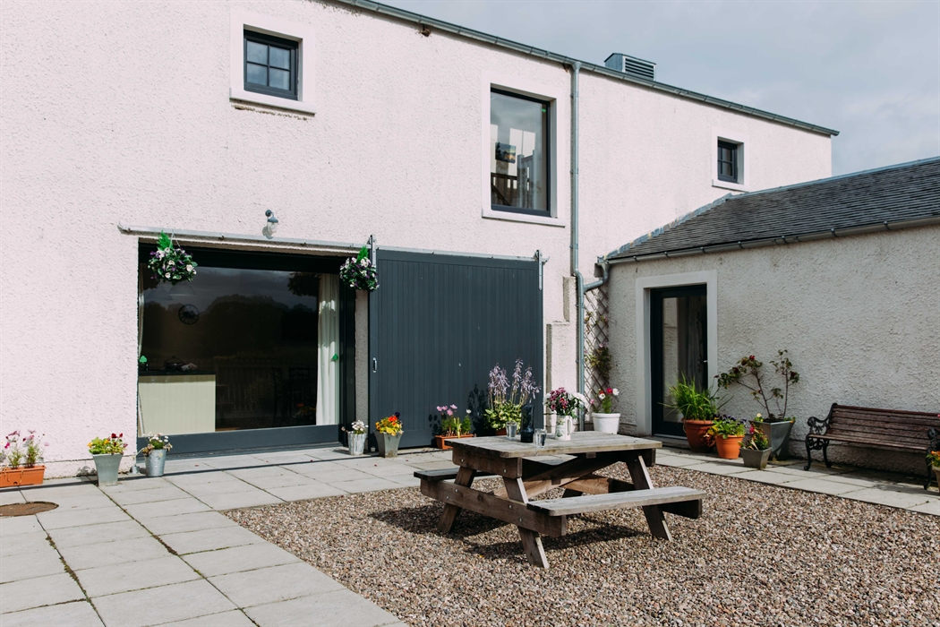 Incheoch Granary, Blairgowrie – Self Catering | VisitScotland