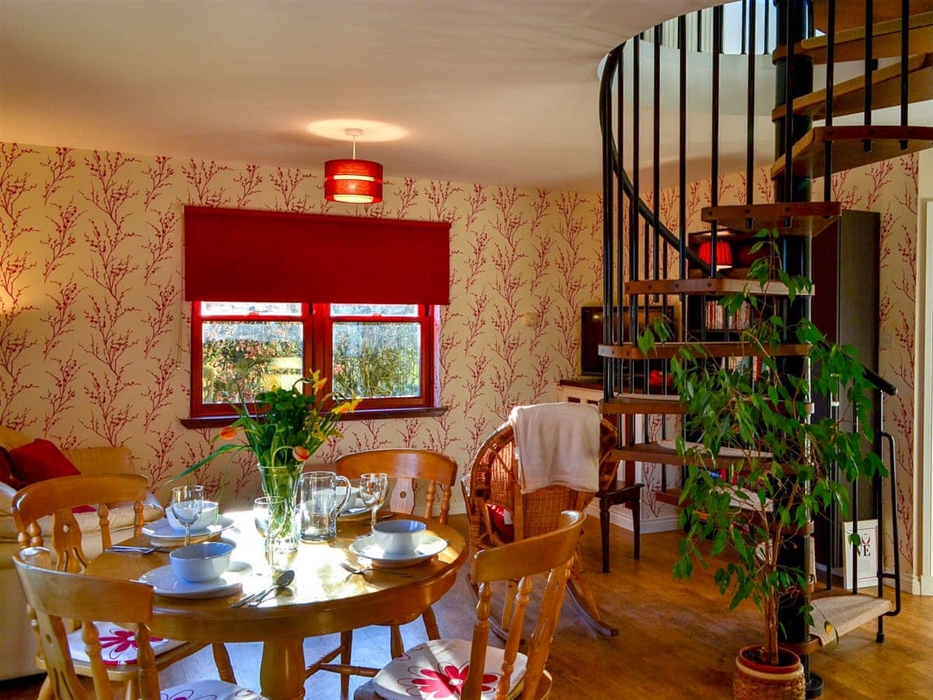 Greenknowe Cottage, Melrose – Cottage | VisitScotland