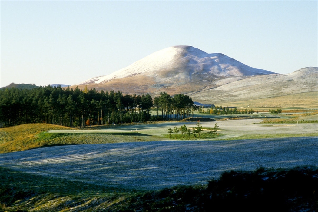 Penicuik Visitor Guide - Accommodation, Things To Do & More | VisitScotland
